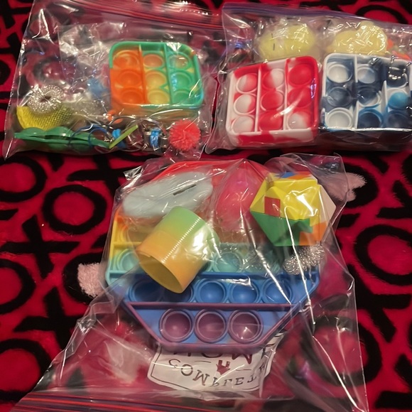 fidgets | Toys | 5 Lots Of Fidgets And Popits All Brand New No Tags But ...